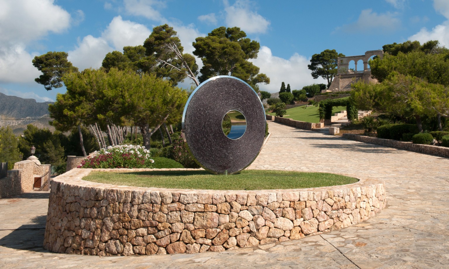 Torus, Outdoor Sculpture in Stainless Steel - David Harber UK