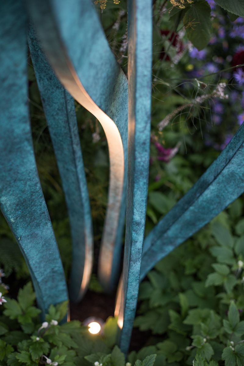 How To Light Sculpture In The Garden - David Harber UK